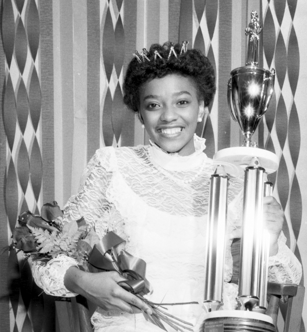 Investigative Journalist Sandra Chapman, ’86, Asks the Hard Questions