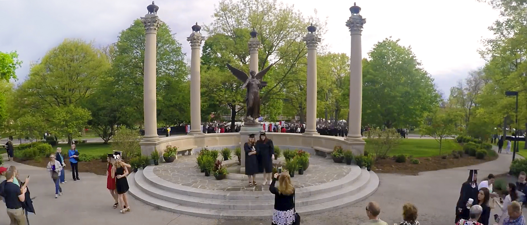 Time-Lapse Video: Grads Flock to Benny at Spring Commencement - Ball ...