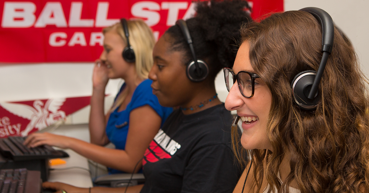 Memories, pledges of support bind students and alumni during Phonathon