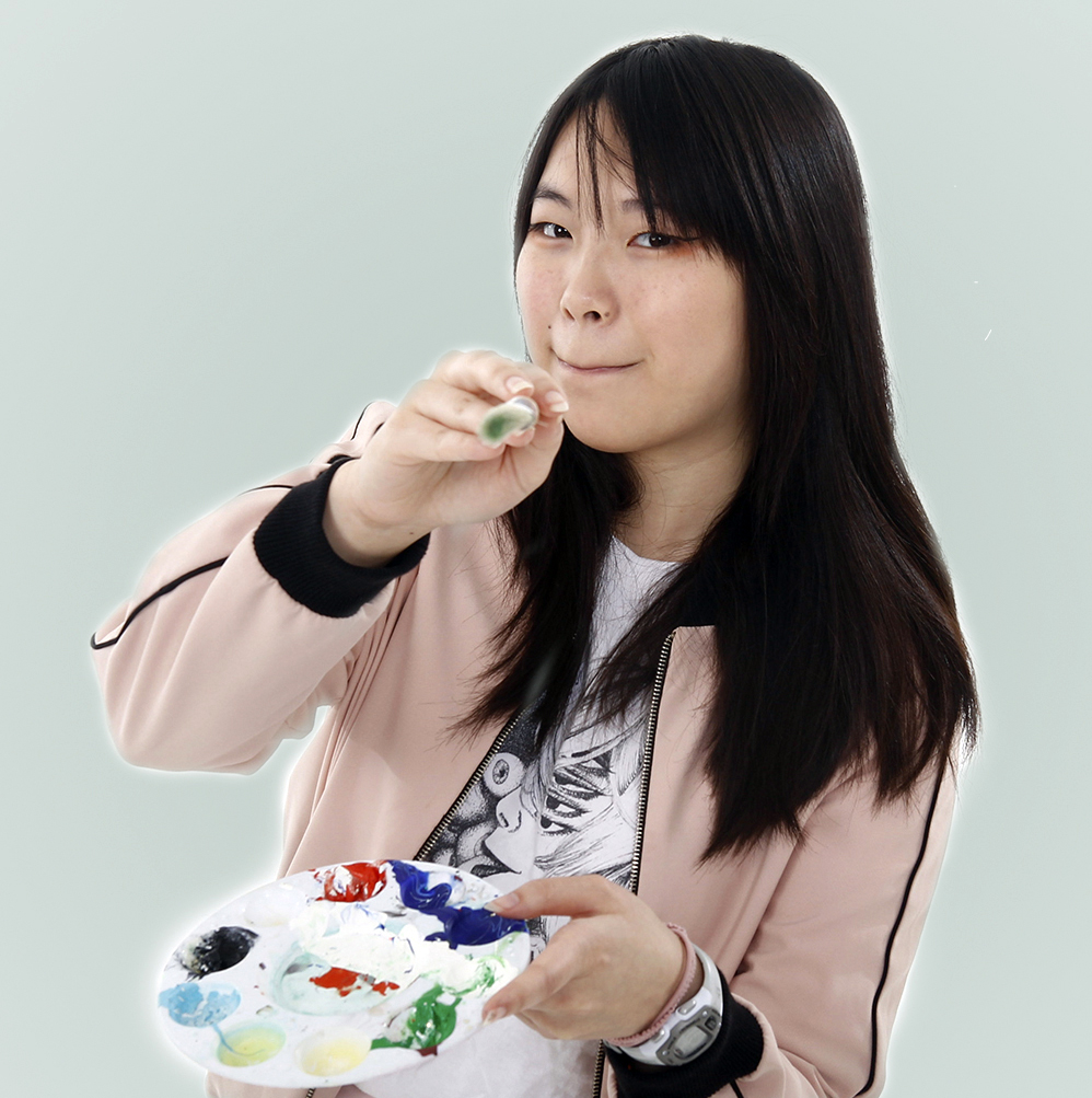 From Pirate Tales to Catfish Scares, Student Bios Surprise Professor