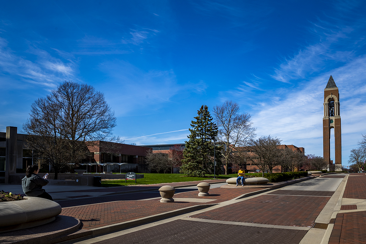 14 Photos of a Campus in Bloom - Ball State Magazine