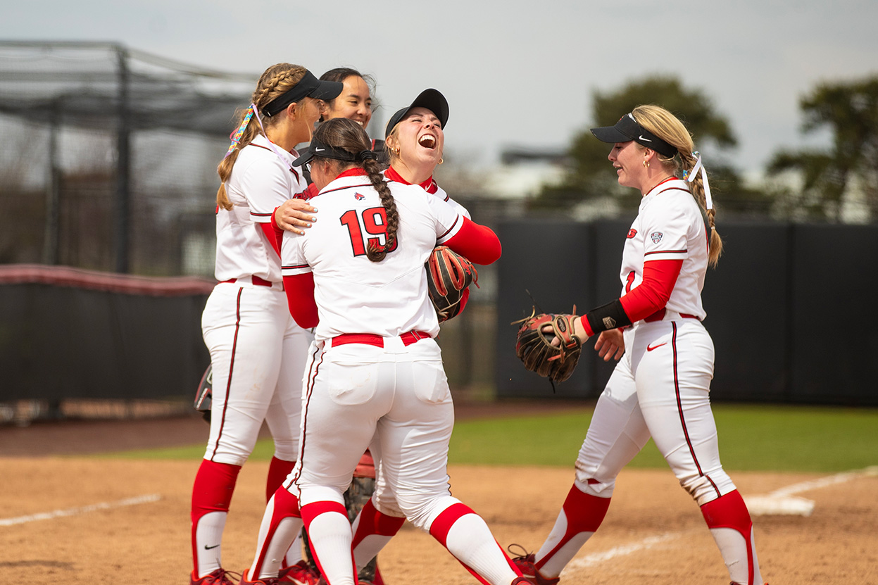 Championing Excellence - Ball State Magazine